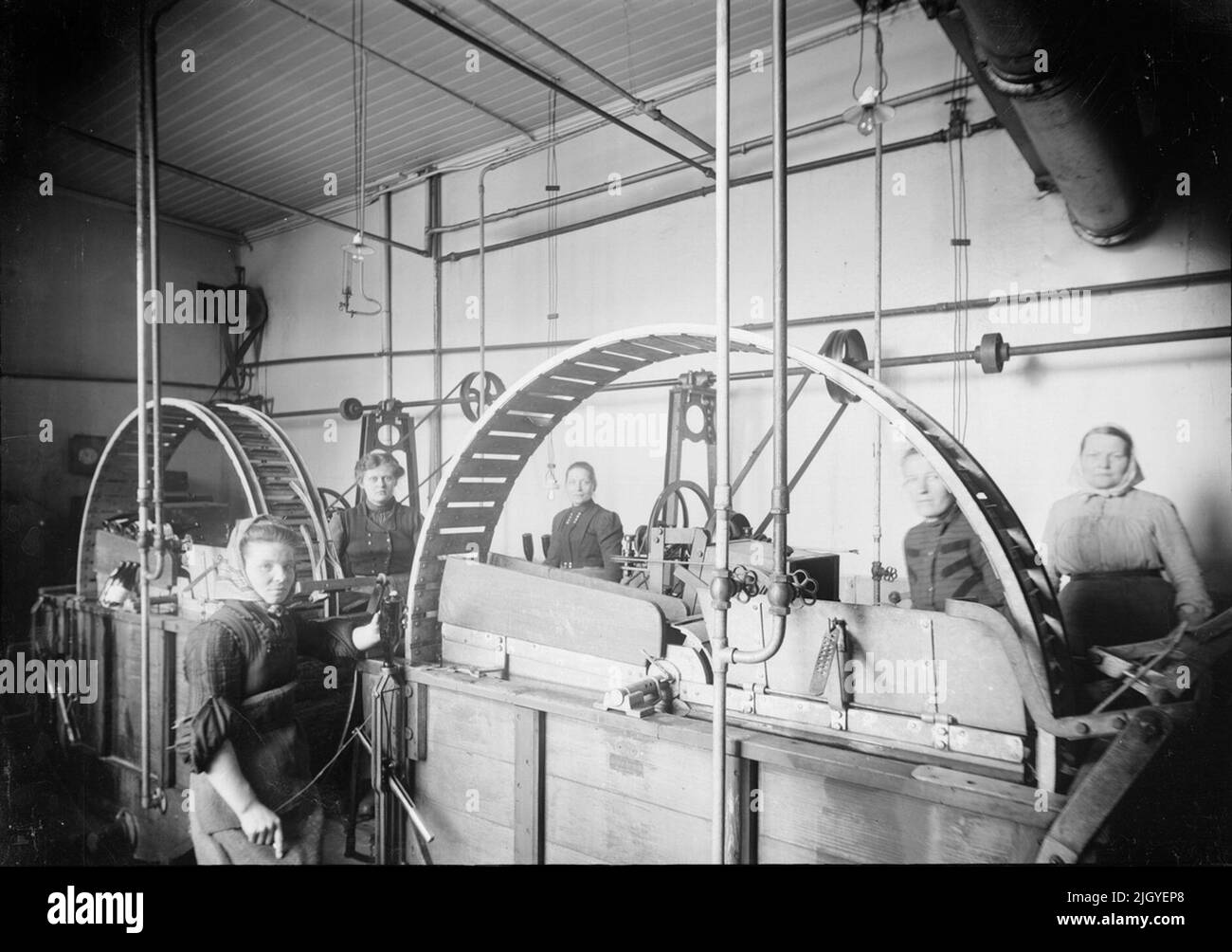 Machine Hall, Upsala Bavarian Brewery AB, Uppsala before 1914. Machine ...