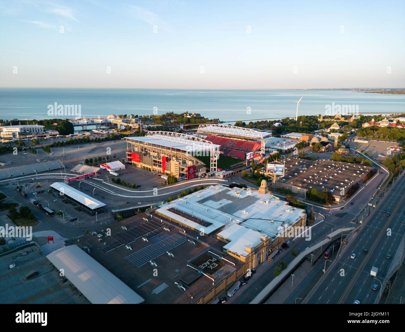 Bmo field toronto aerial hi-res stock photography and images - Alamy
