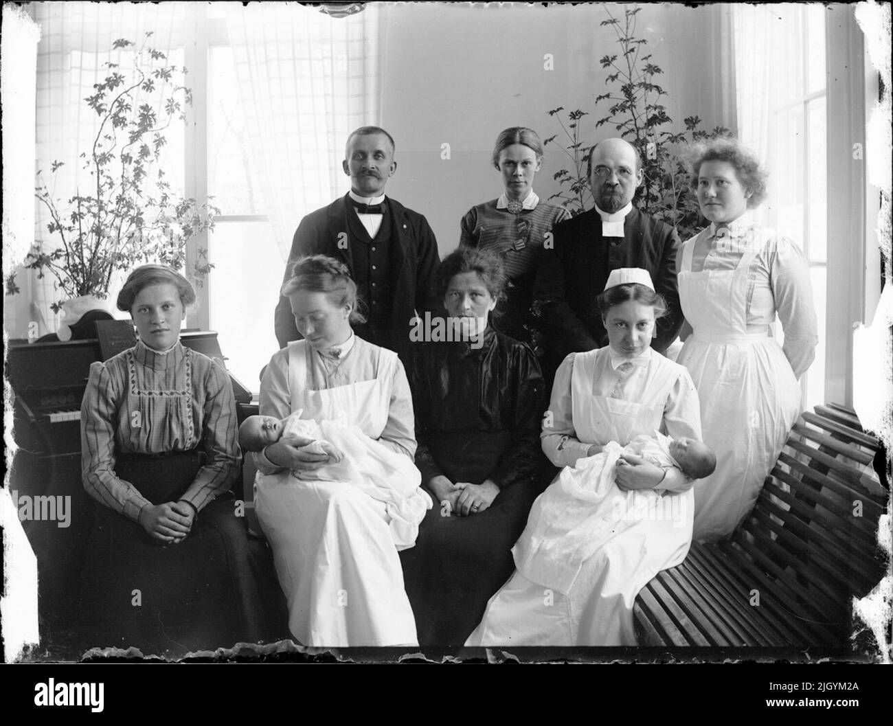 Faces men women in Black and White Stock Photos & Images - Alamy