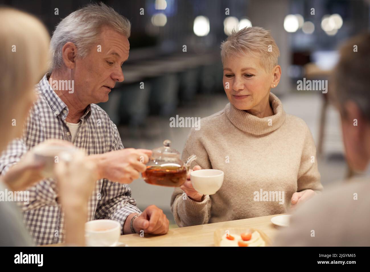 Senior tea party hi-res stock photography and images - Alamy