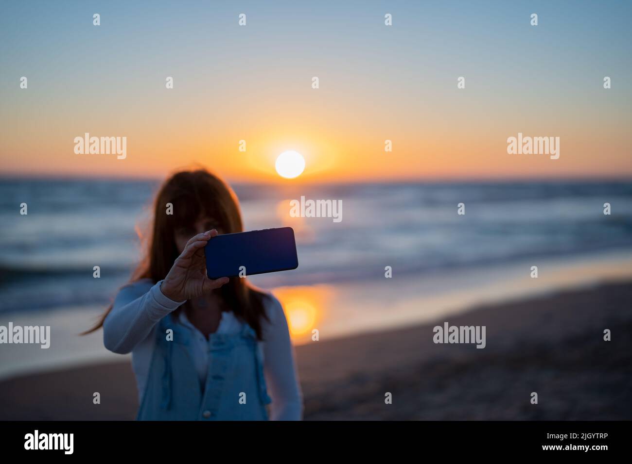 Focus on sunset hi-res stock photography and images - Alamy