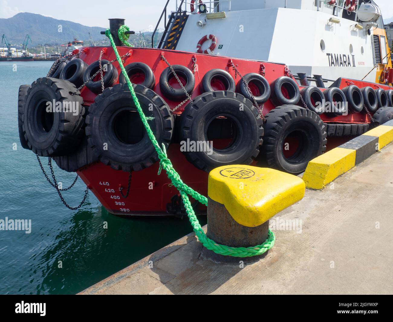 Cargo hold ship old hi-res stock photography and images - Alamy