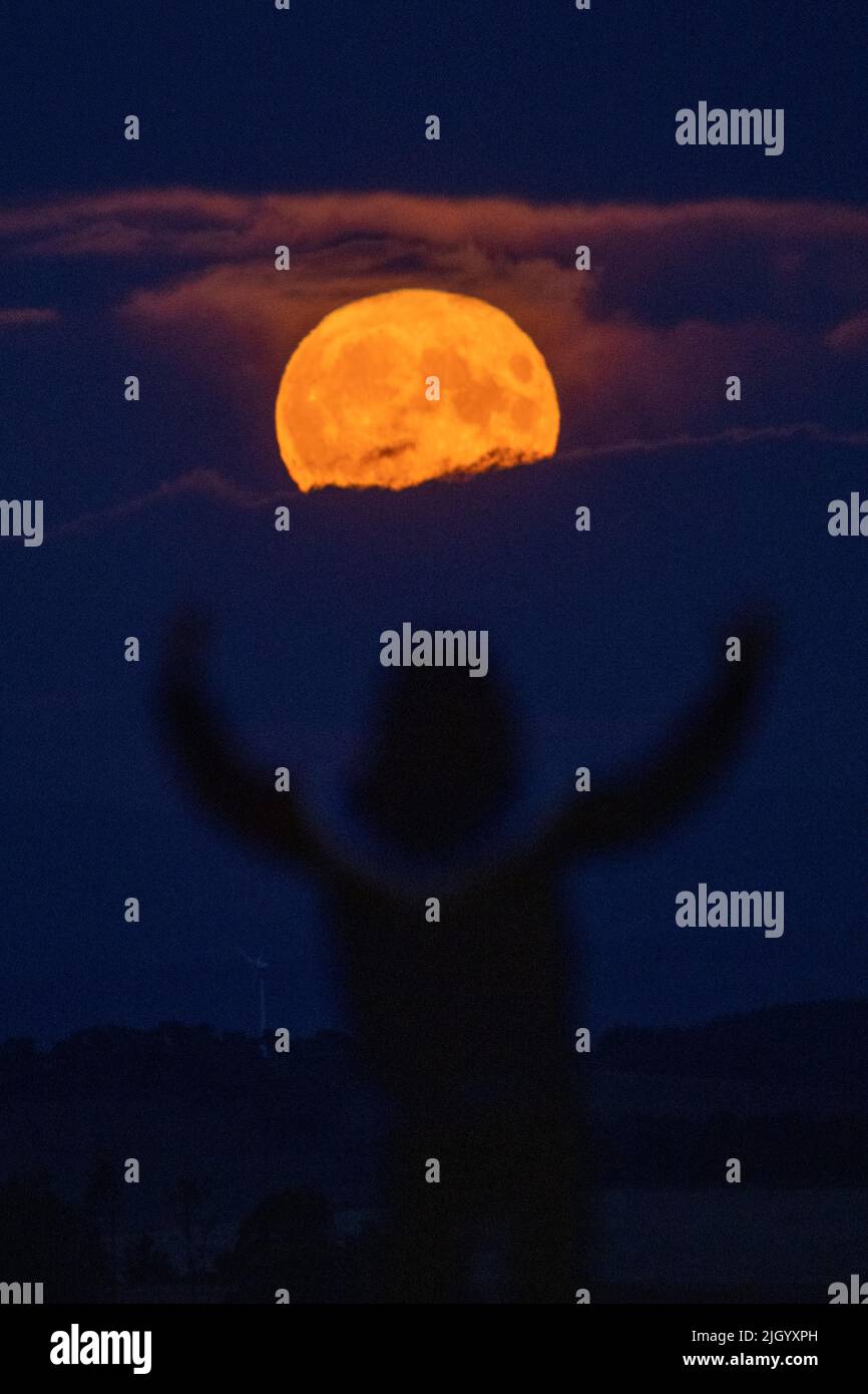 2022 supermoons hi-res stock photography and images - Alamy