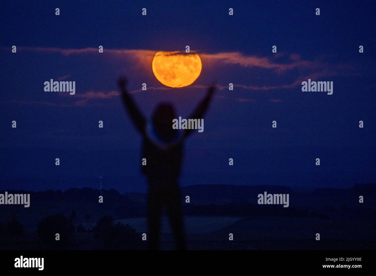 2022 supermoons hi-res stock photography and images - Alamy