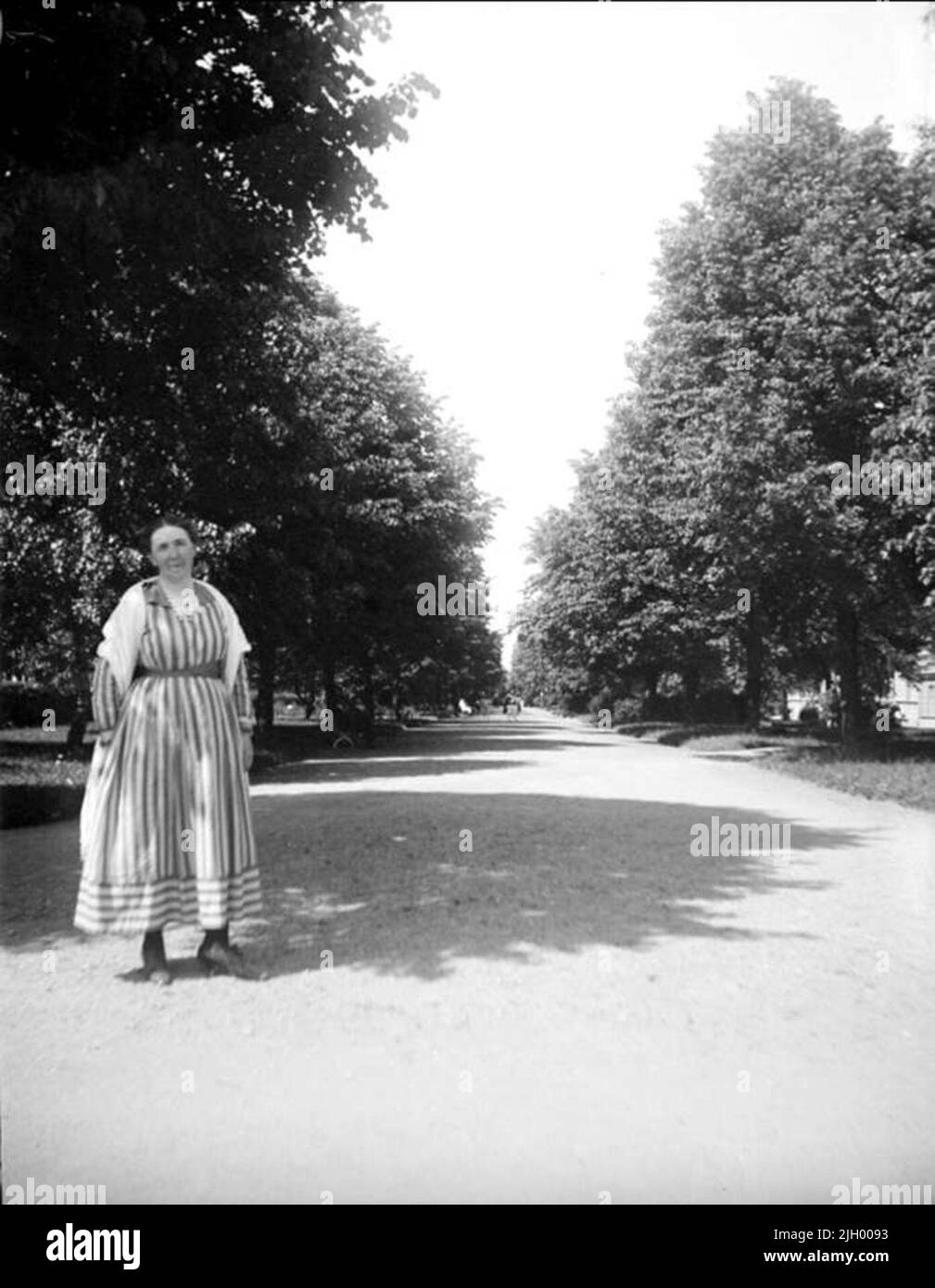 1922 woman hi-res stock photography and images - Alamy