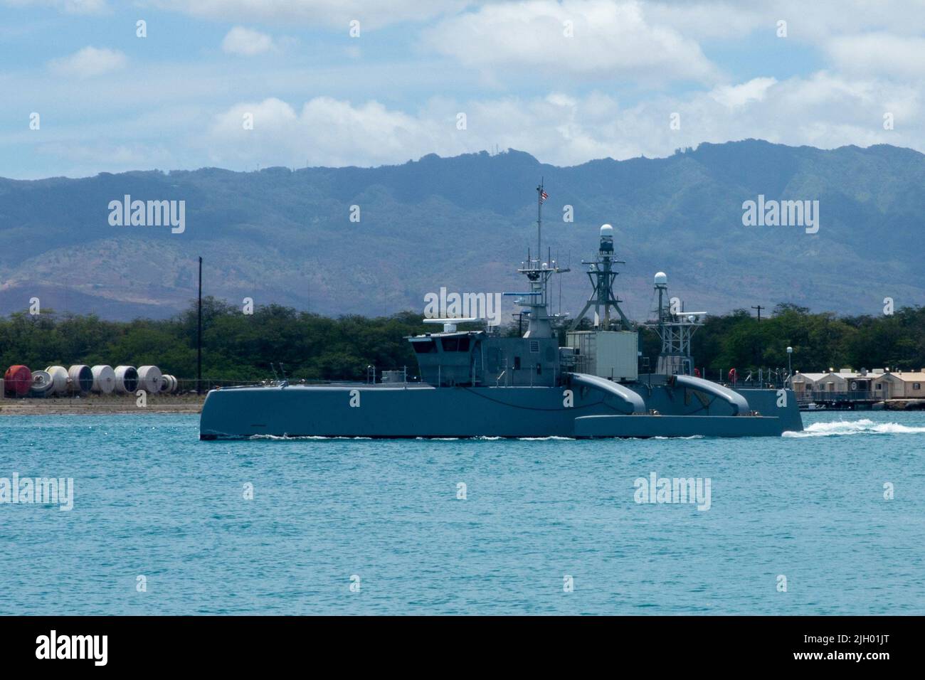 PEARL HARBOR (July 11, 2022) – Medium displacement unmanned surface ...