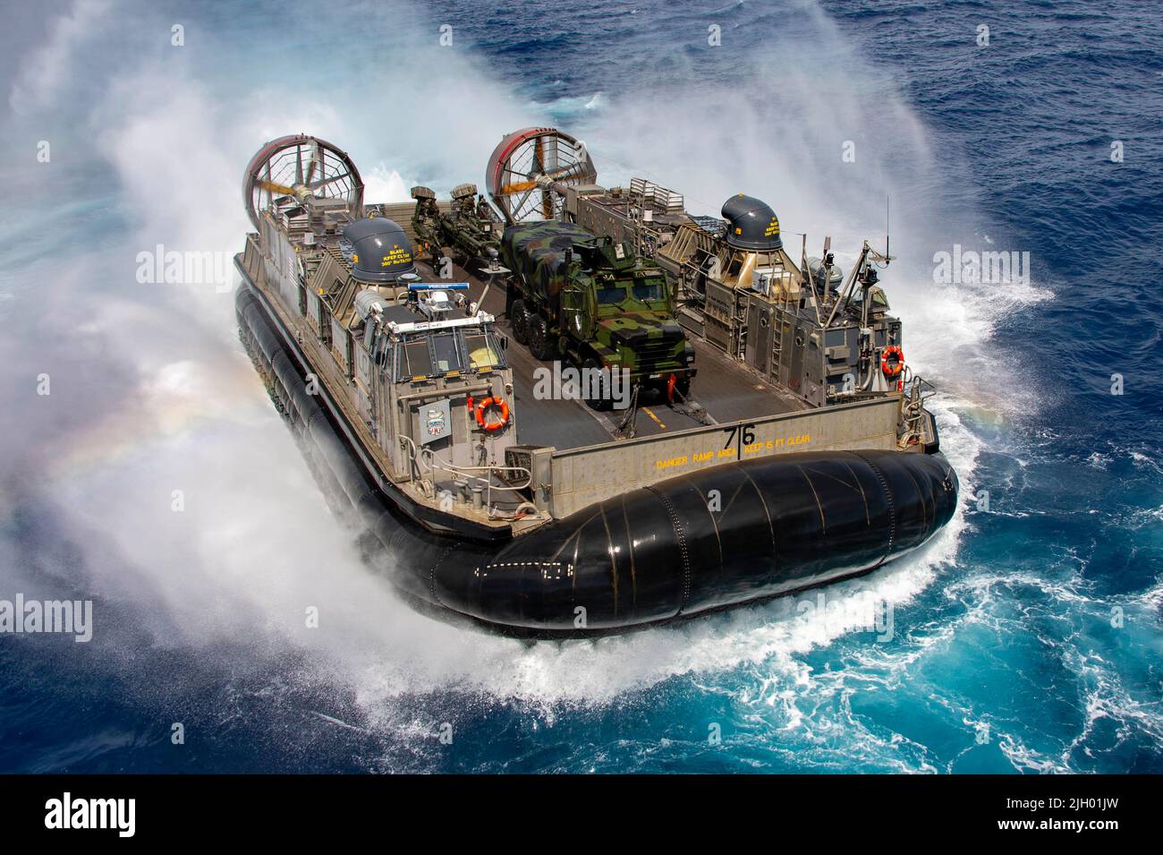 PACIFIC OCEAN (July 12, 2022) A landing craft, air cushion (LCAC ...