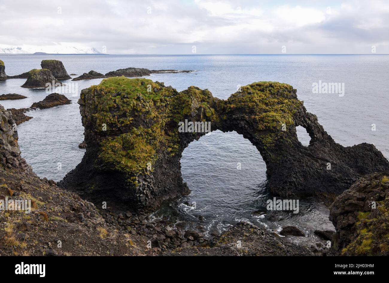 Gatklettur arnarstapi in iceland hi-res stock photography and images ...