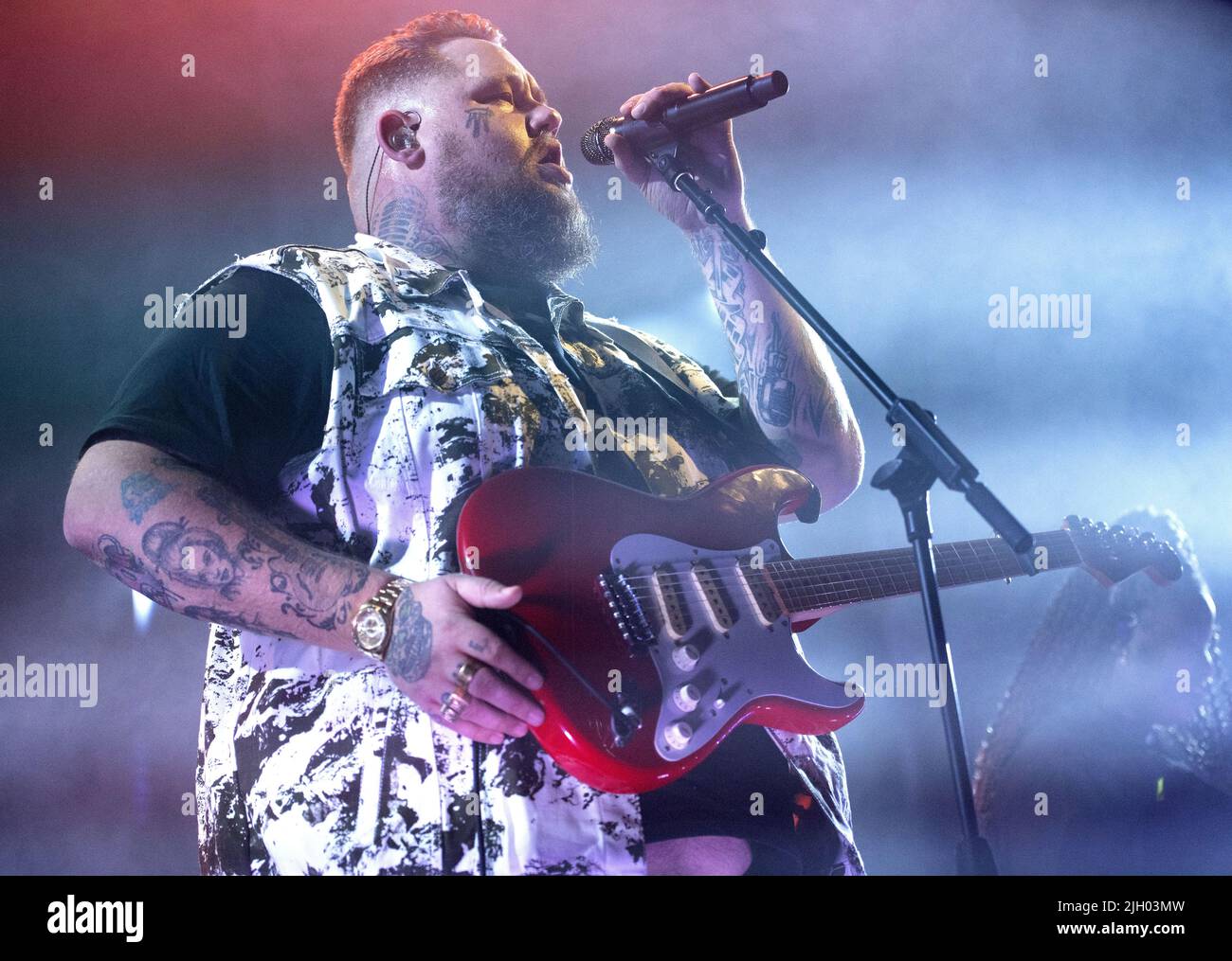 Rag’n’bone man 2021 hi-res stock photography and images - Alamy