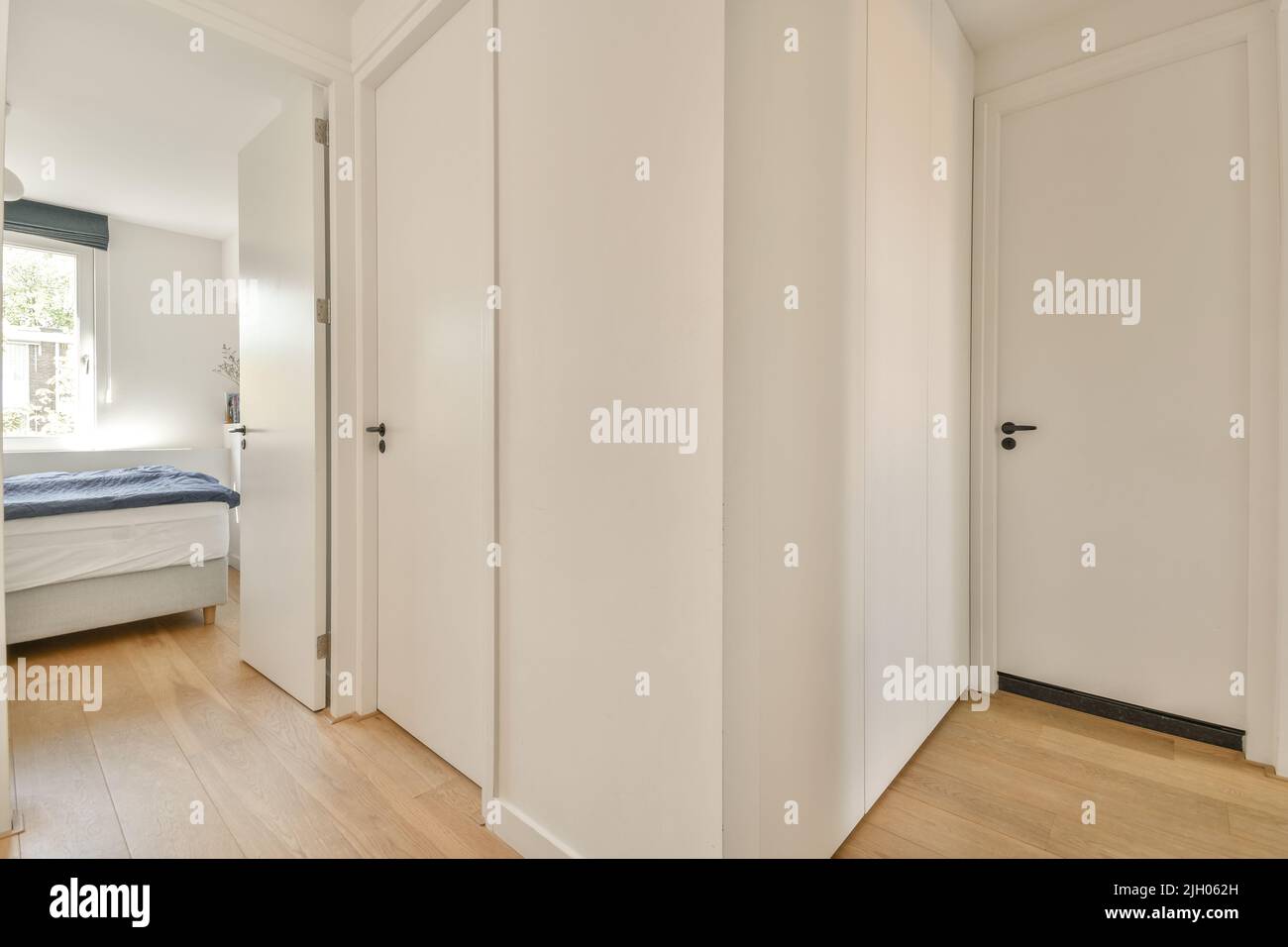 High angle narrow stairs hi-res stock photography and images - Alamy