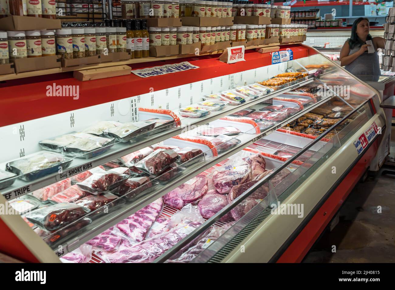 Meat case hi-res stock photography and images - Alamy