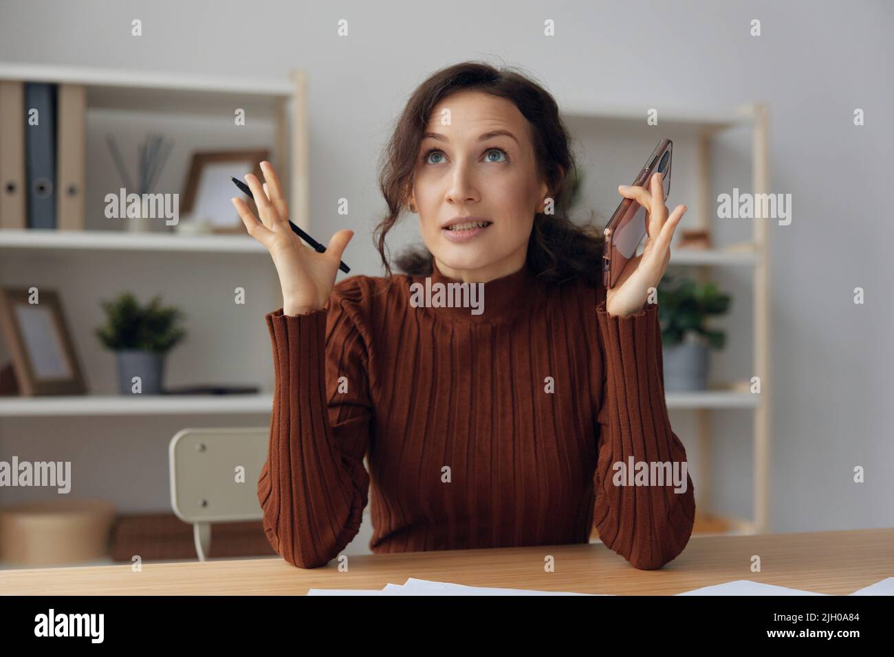 Debt collectors hi-res stock photography and images - Alamy
