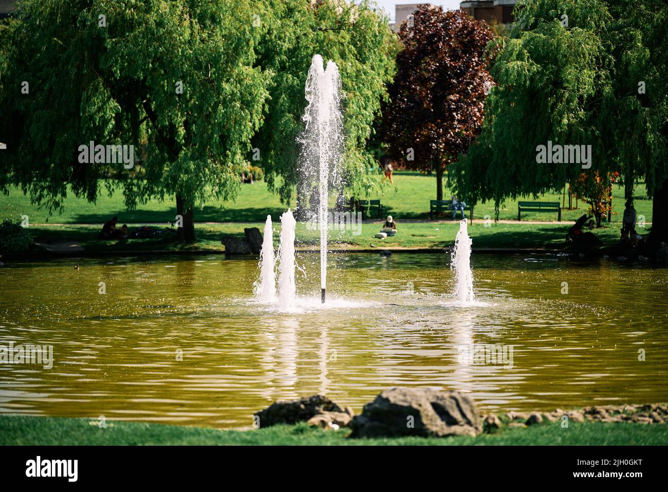 Splash water park green hi-res stock photography and images - Alamy