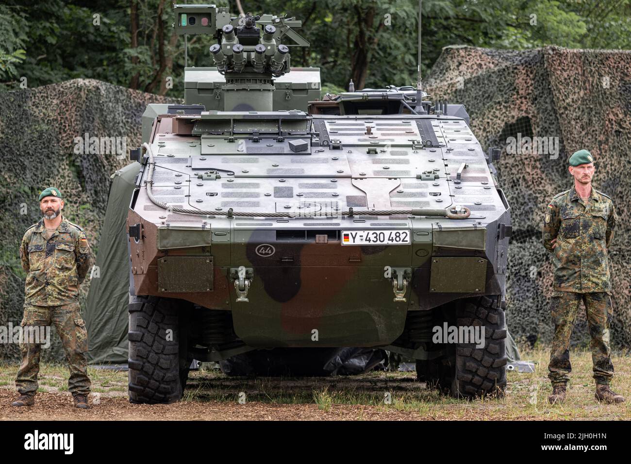 Boxer german armed carrier hi-res stock photography and images - Alamy