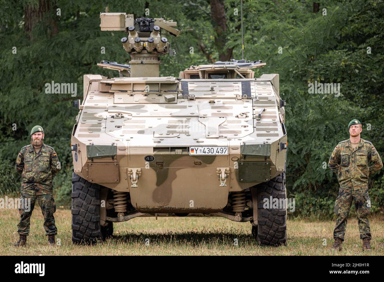 Boxer german armed carrier hi-res stock photography and images - Alamy