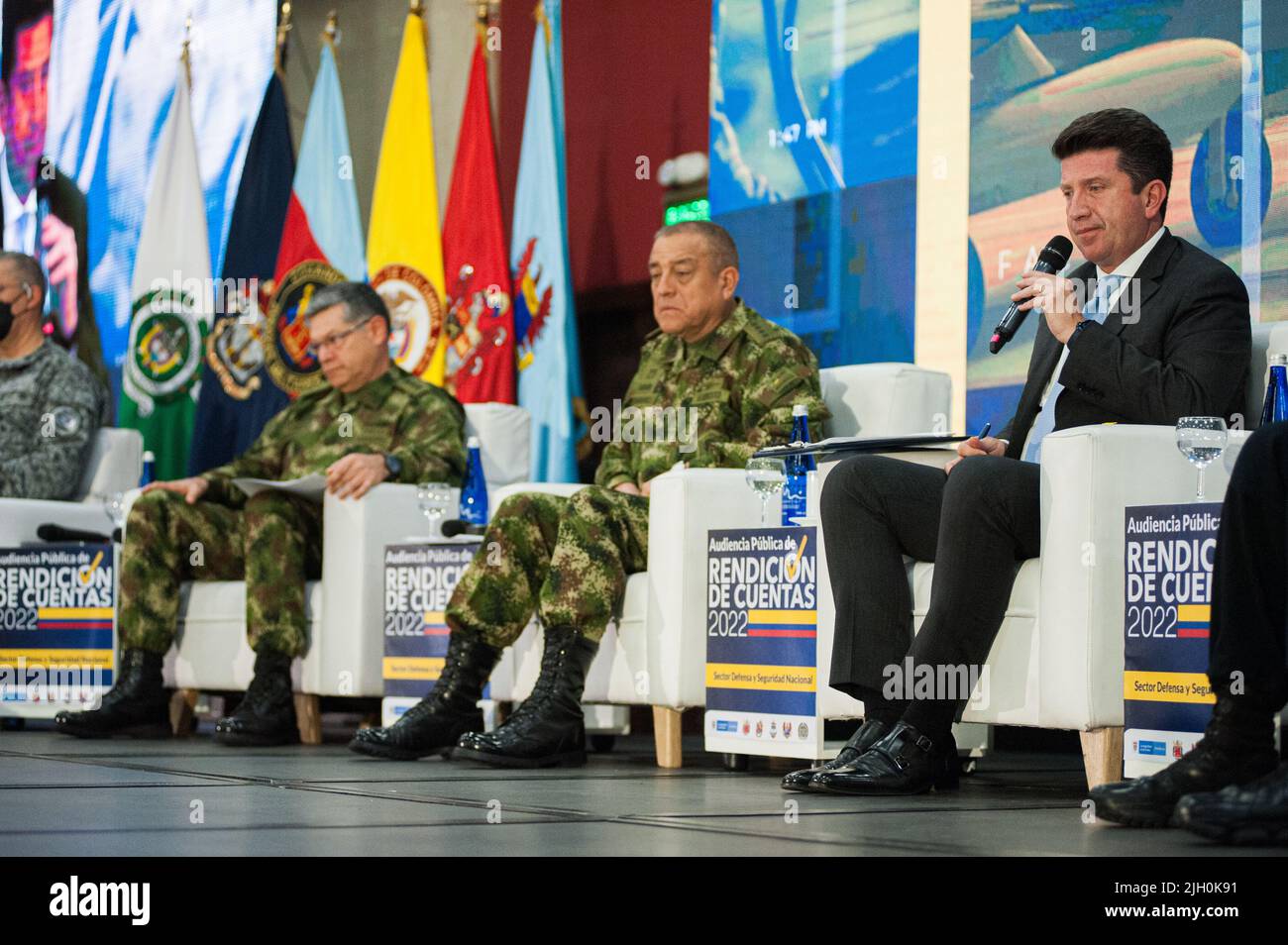 Colombia's new army commander General Carlos Moreno (L), Colombia's ...
