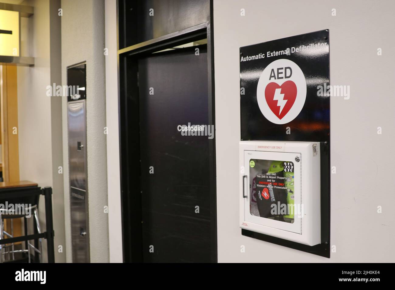 Wall mounted AED device in Terminal 3 at San Francisco International ...