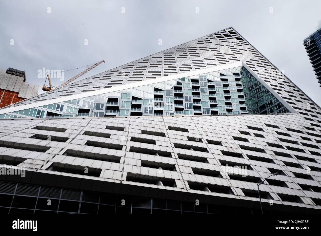 New York City, USA - Travel, Modern architecture,Unusual Perspectives ...