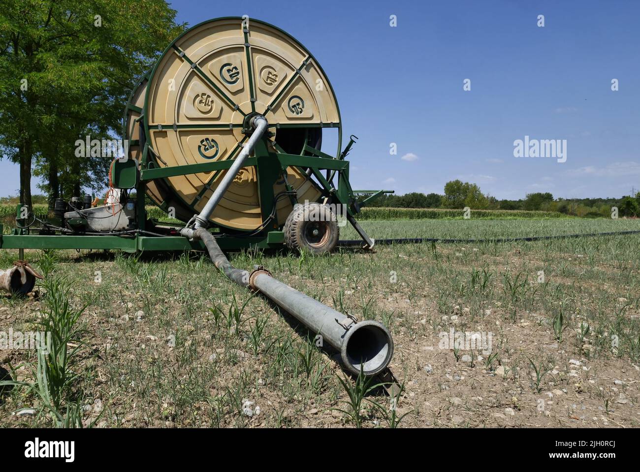 Tubo spray hi-res stock photography and images - Alamy