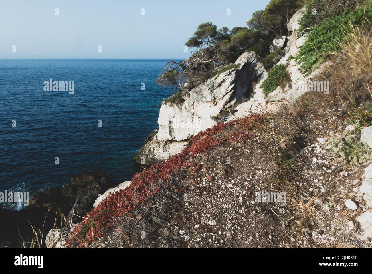 sea, cliffs and beaches in the Quakes islands with a Caribbean sea ...