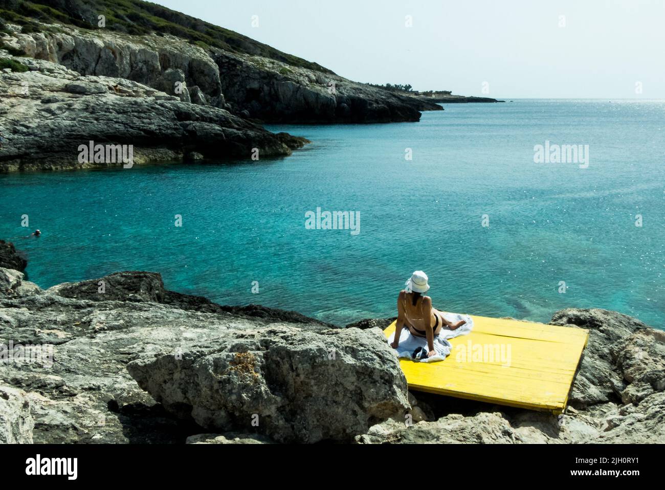 sea, cliffs and beaches in the Quakes islands with a Caribbean sea ...