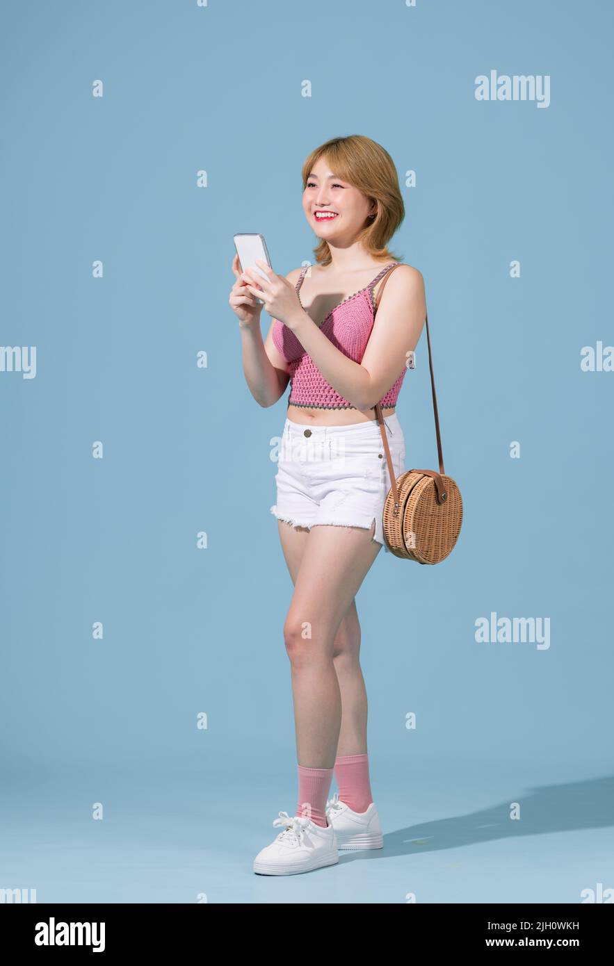 Full body view hi-res stock photography and images - Alamy