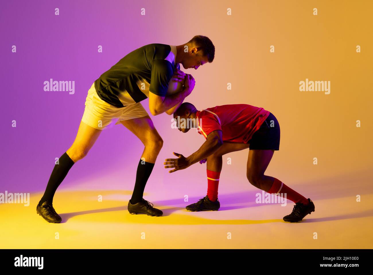Diverse male rugby players ball hi-res stock photography and images - Alamy
