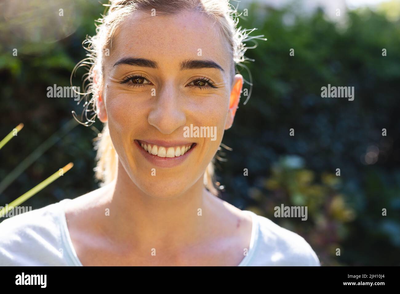 Happy caucasian woman hi-res stock photography and images - Alamy