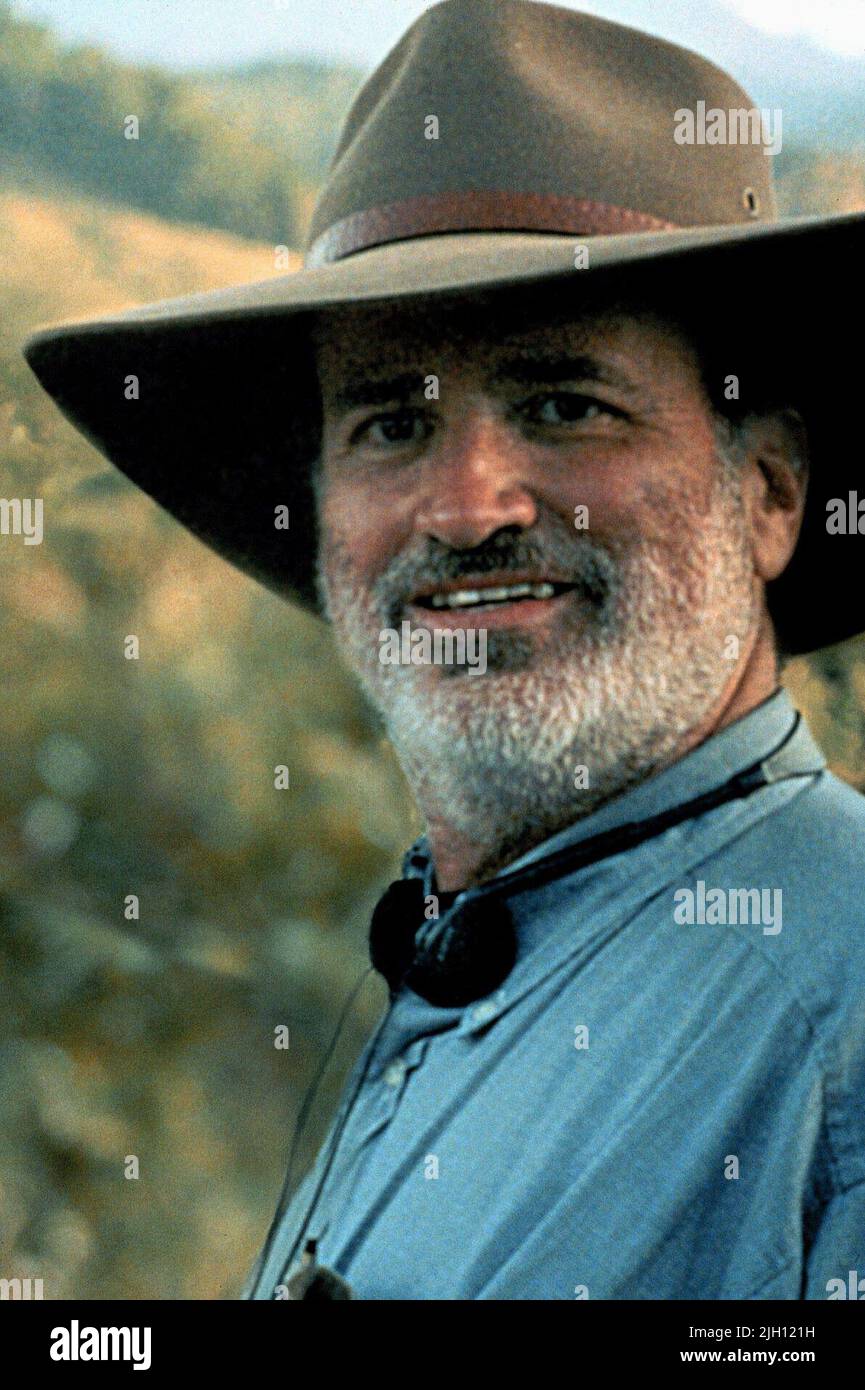 TERRENCE MALIK, THE THIN RED LINE, 1998 Stock Photo - Alamy