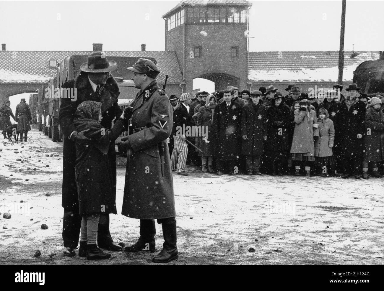 LIAM NEESON, SCHINDLER'S LIST, 1993 Stock Photo - Alamy LIAM NEESON, SCHINDLER'S LIST, 1993 Stock Photo - Alamy