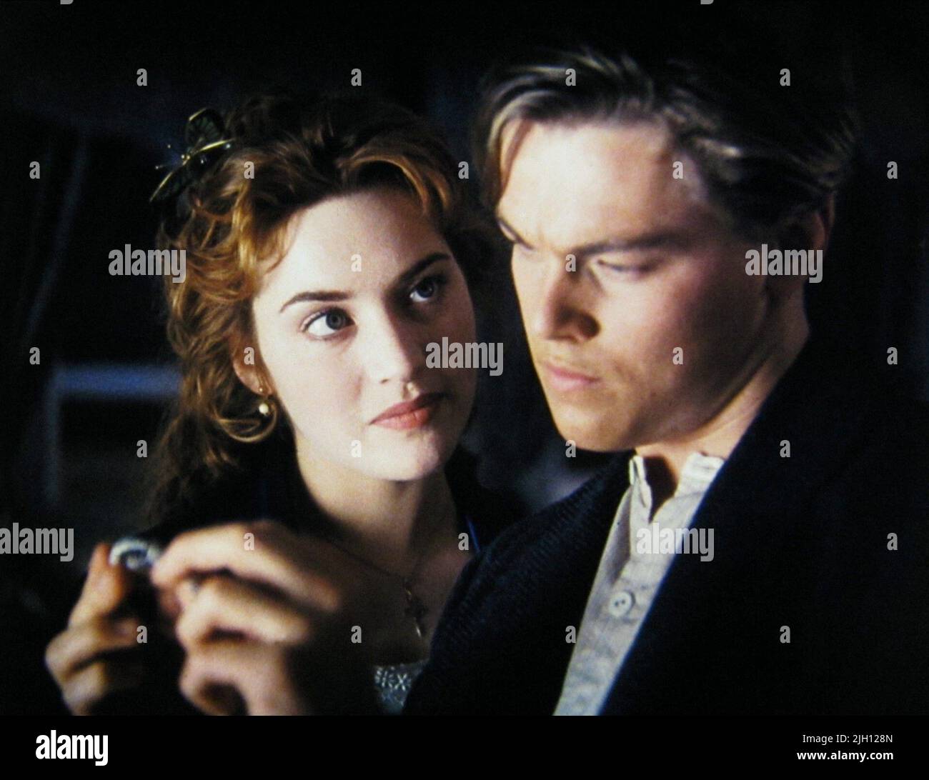 Titanic film kate winslet hi-res stock photography and images - Alamy