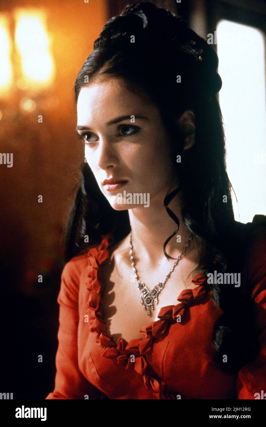 WINONA RYDER, DRACULA, 1992 Stock Photo - Alamy