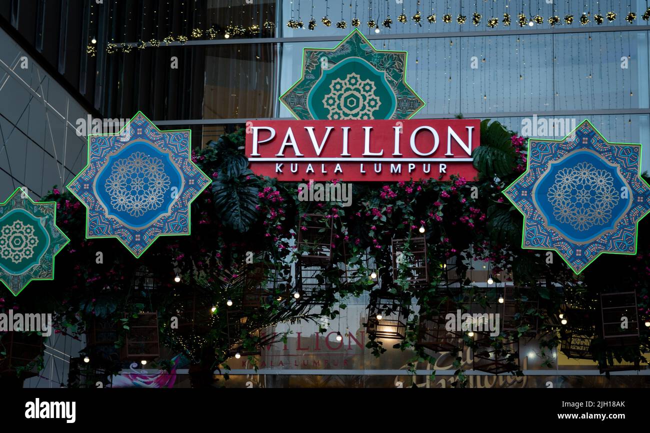 Entrance pavilion mall hi-res stock photography and images - Alamy