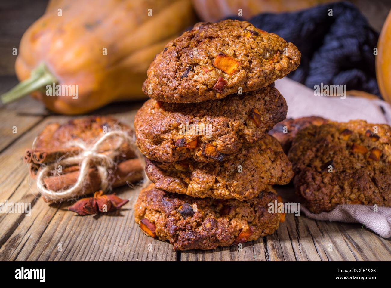 Fall snickerdoodle style pumpkin oatmeal cookies, halloween ...