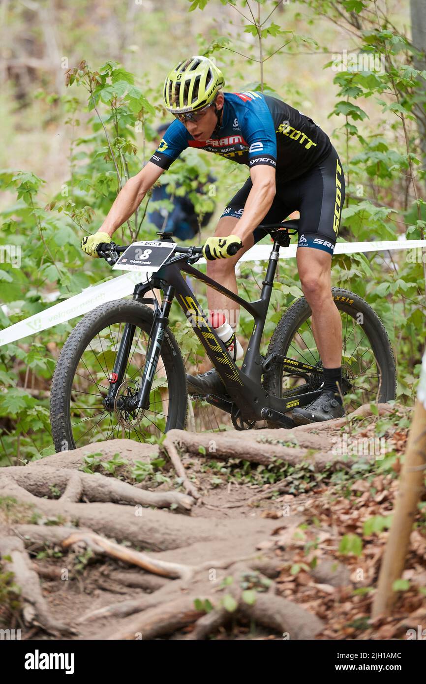 Andri frischknecht mountain bike hi-res stock photography and images ...