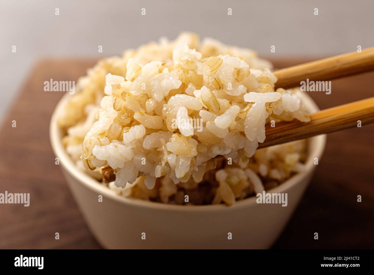 Brown rice made by boiling whole grain brown rice Stock Photo - Alamy