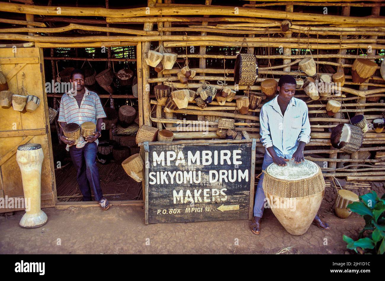 Traditional musical instrument uganda hi-res stock photography and ...