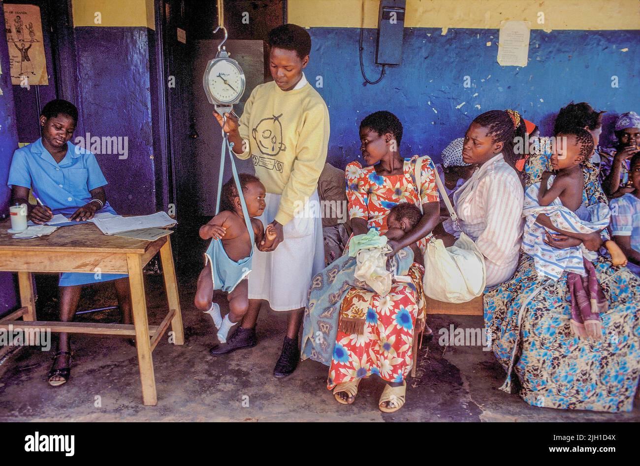 Uganda, Kampala region; Mothers and children at a health centre Stock ...