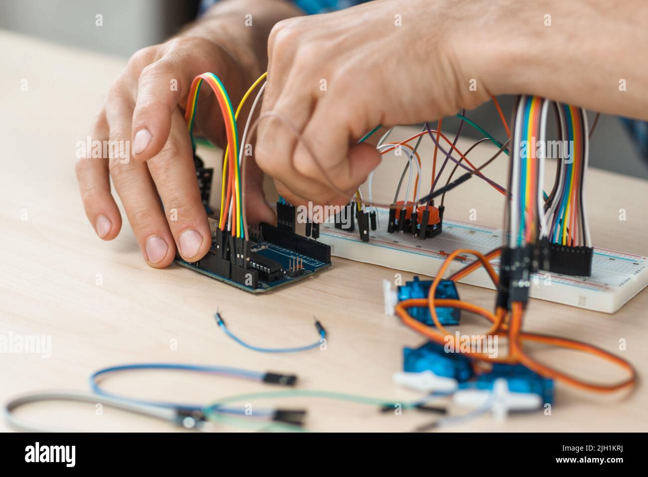 Electronic component connected with breadboard Stock Photo - Alamy