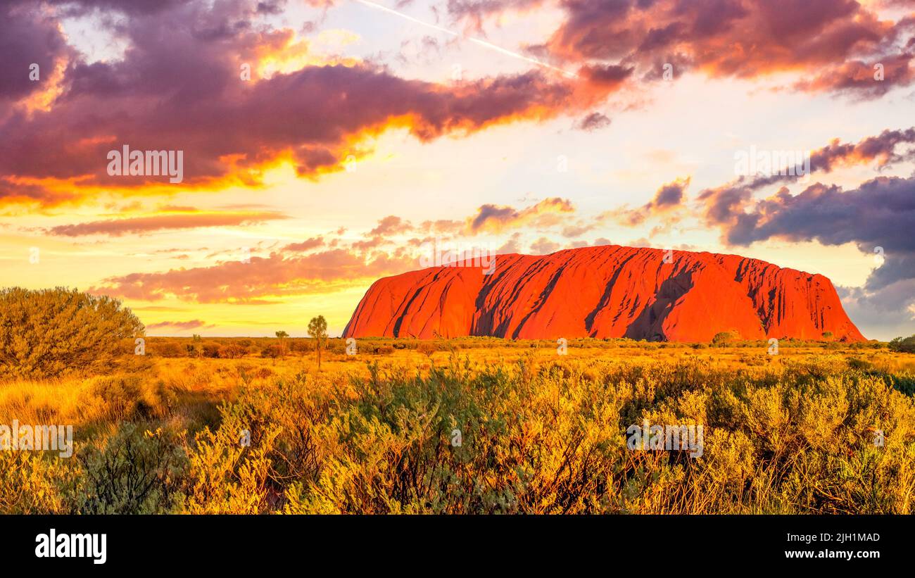 Ayers Rock, Petermann, Northern Territory, Australia Stock Photo - Alamy