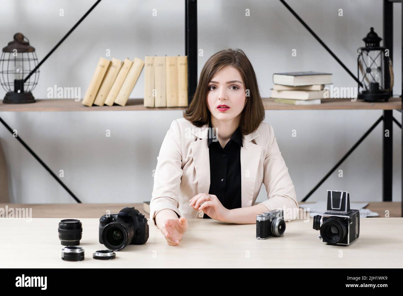 Reasoning hi-res stock photography and images - Alamy