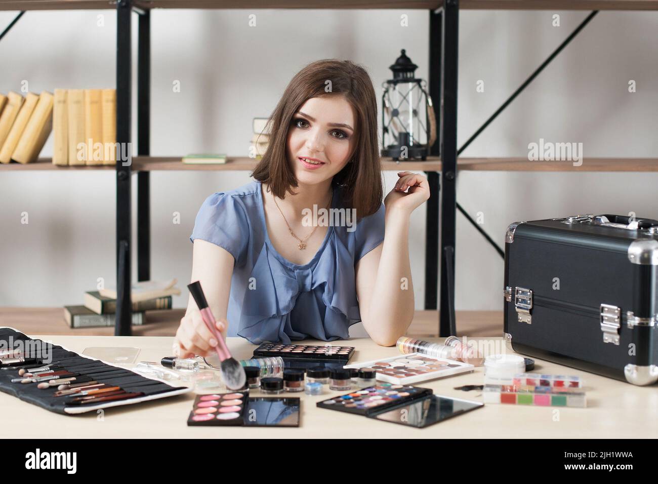 Smiling girl caucasian woman artist hi-res stock photography and images ...