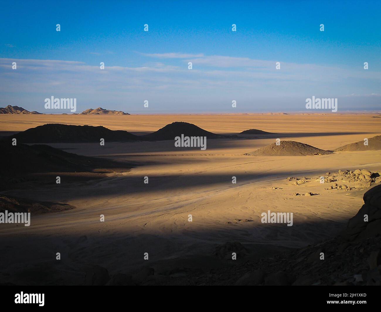 Sahara desert luminous landscape of sand dunes , Egypt, Africa Stock ...