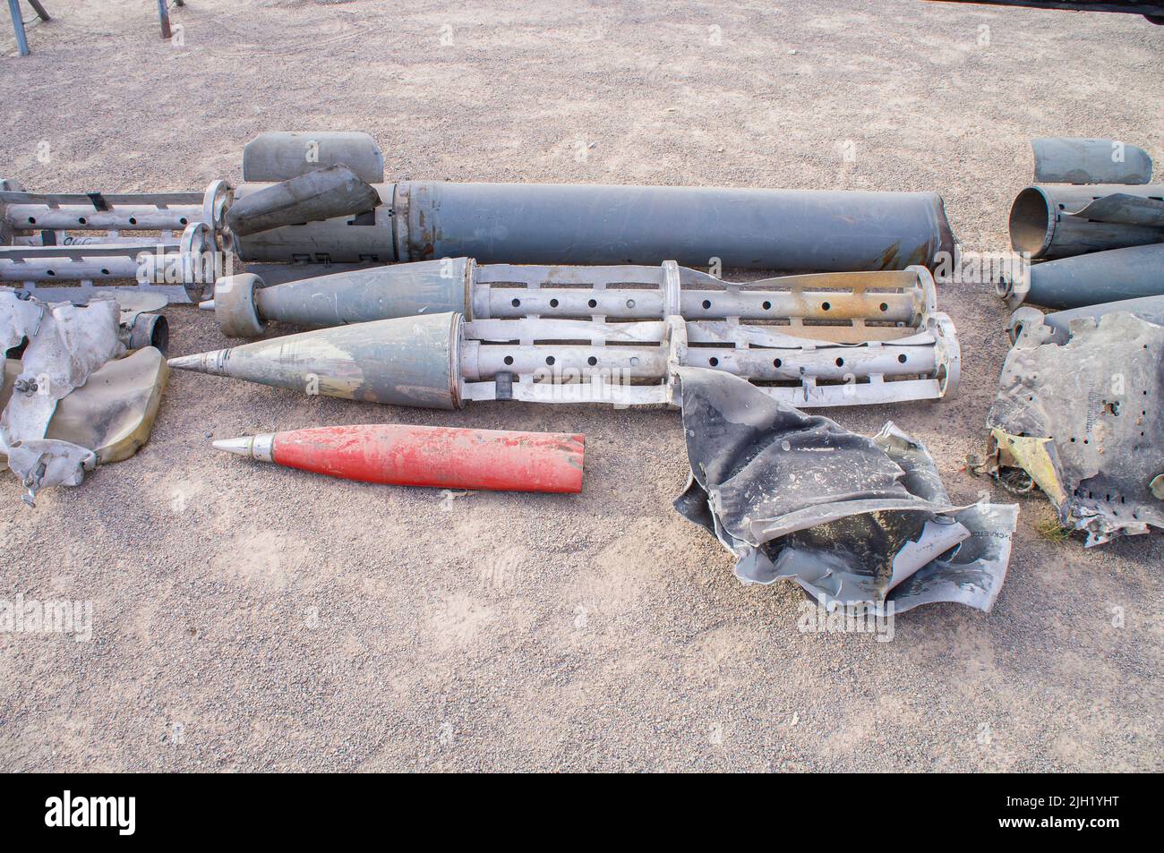 9K114 Shturm Anti-tank Missile System, 2S34 Khosta Self-propelled ...