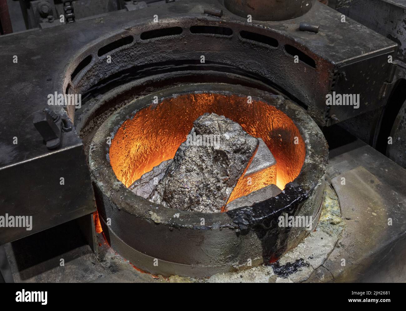 Silver smelter hi-res stock photography and images - Alamy
