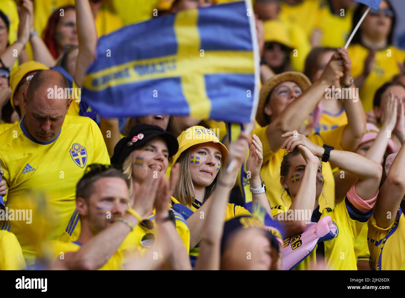 Sweden fans cheer on team hi-res stock photography and images - Alamy