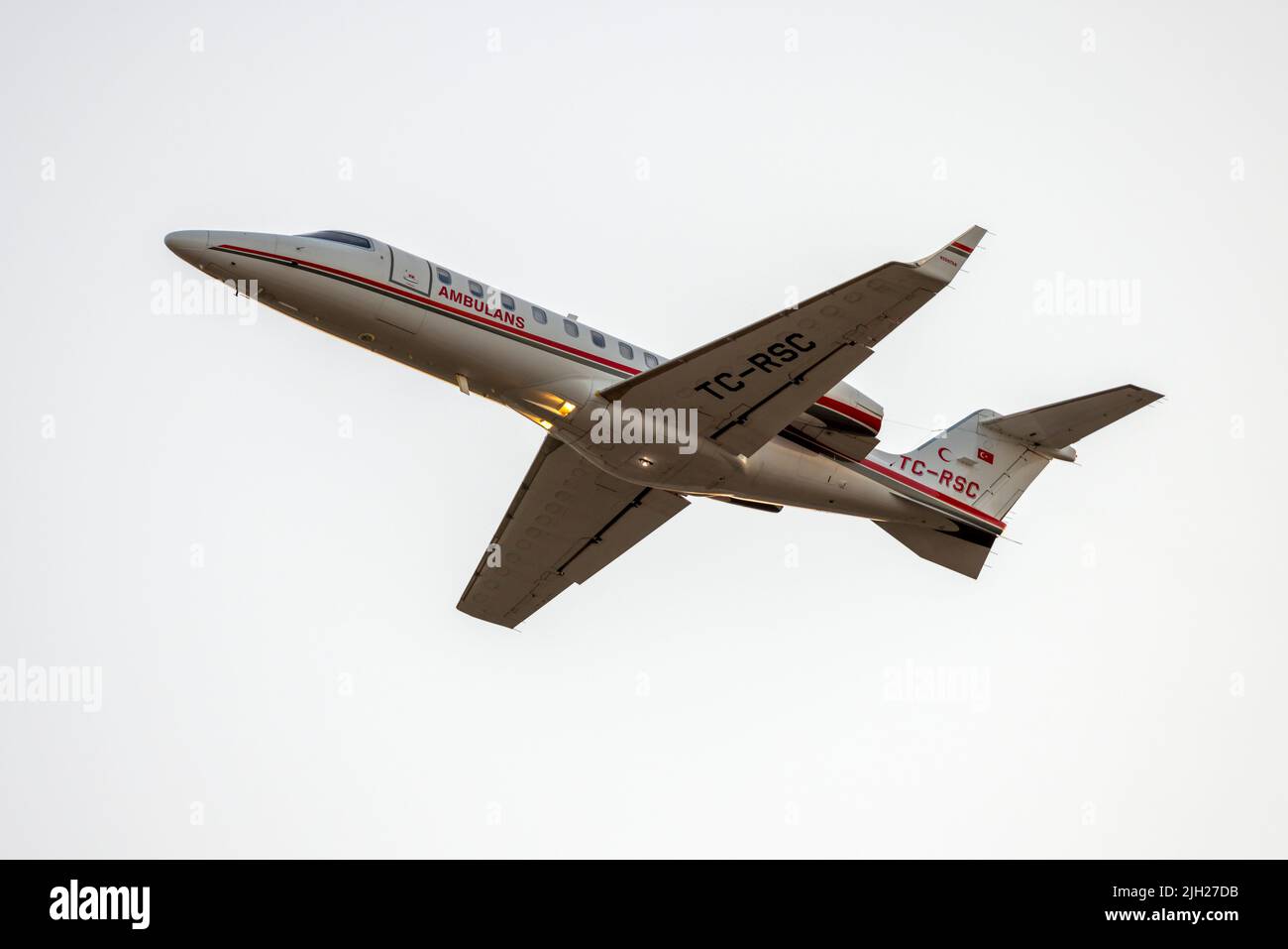 Turkish Ministry of Health Bombardier Learjet 45 Ambulance (REG: TC-RSC ...