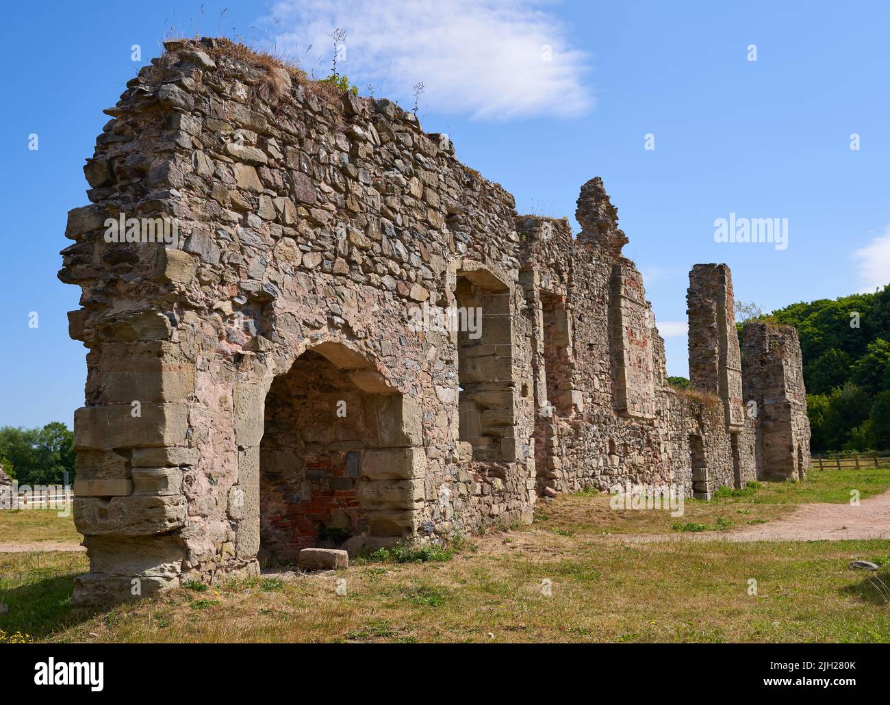 Medieval nunnery england hi-res stock photography and images - Alamy