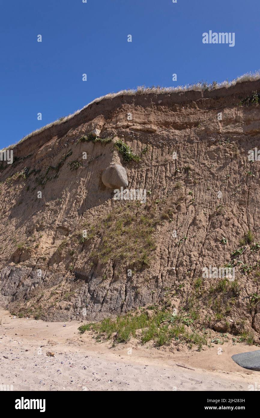 Rock stuck in steep face, Steep coast, Heiligenhafen, Schleswig ...