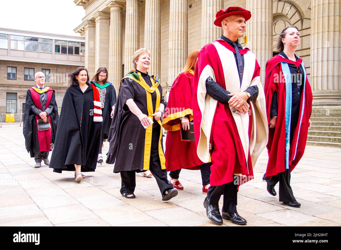 Dundee university students graduation ceremony hi-res stock photography ...